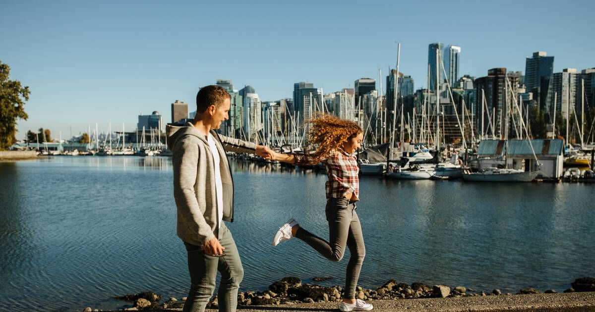 6 Ways to Experience the Stanley Park Seawall in Vancouver ...