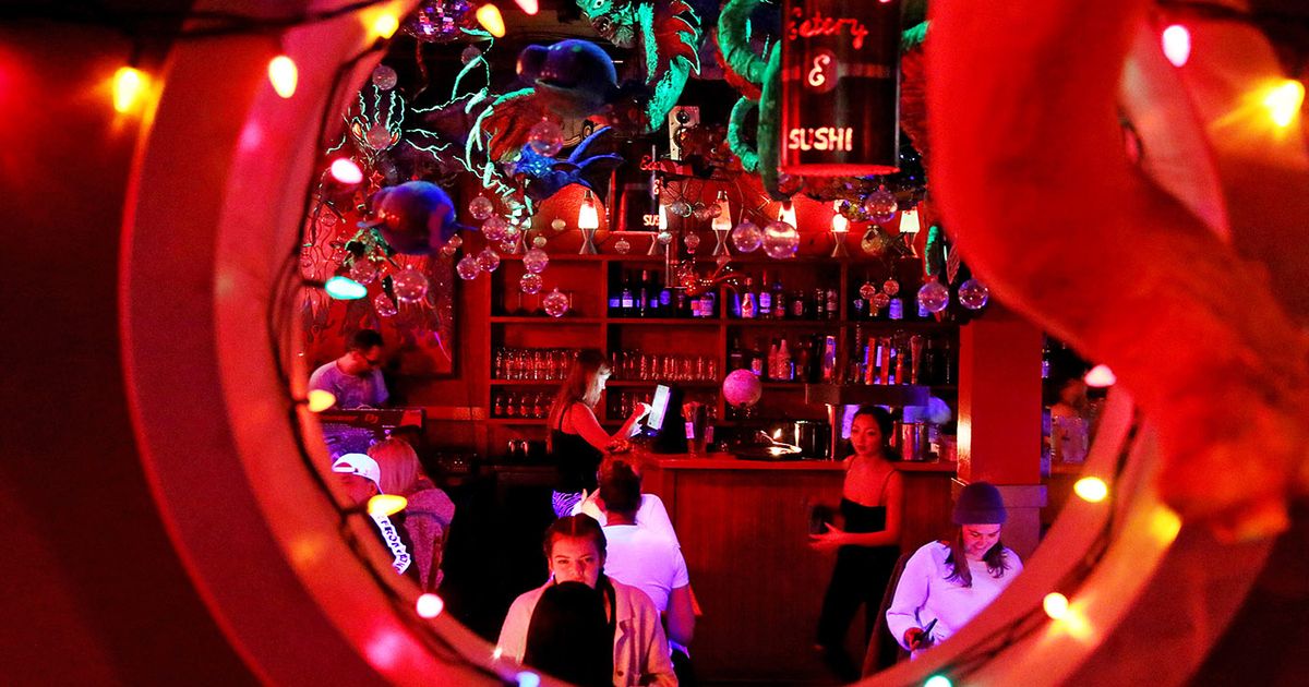 Check Out These Unique Vancouver Bars and Restaurants With a Twist ...