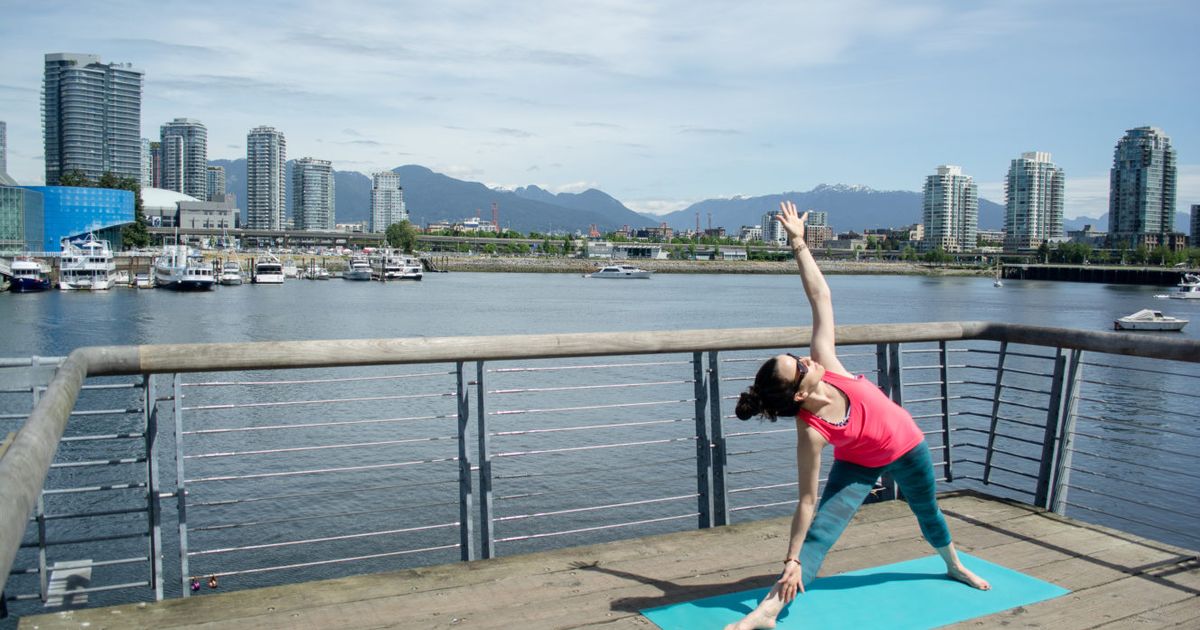 5 Breathtaking Spots for a Blissful Outdoor Yoga Practice in Vancouver ...