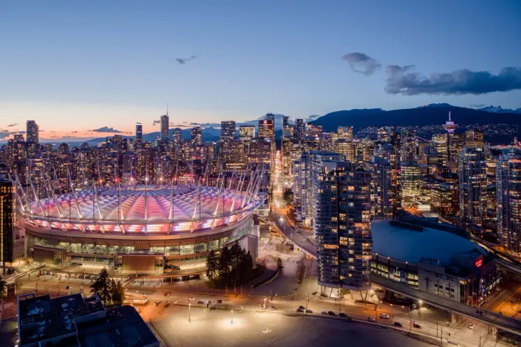 Robson Street | Destination Vancouver