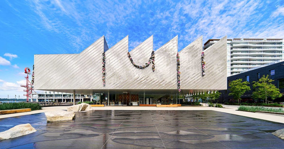 polygon gallery architecture